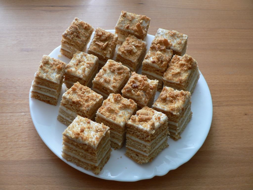 Recept: Recept Medovník | Tradičnírecepty.cz