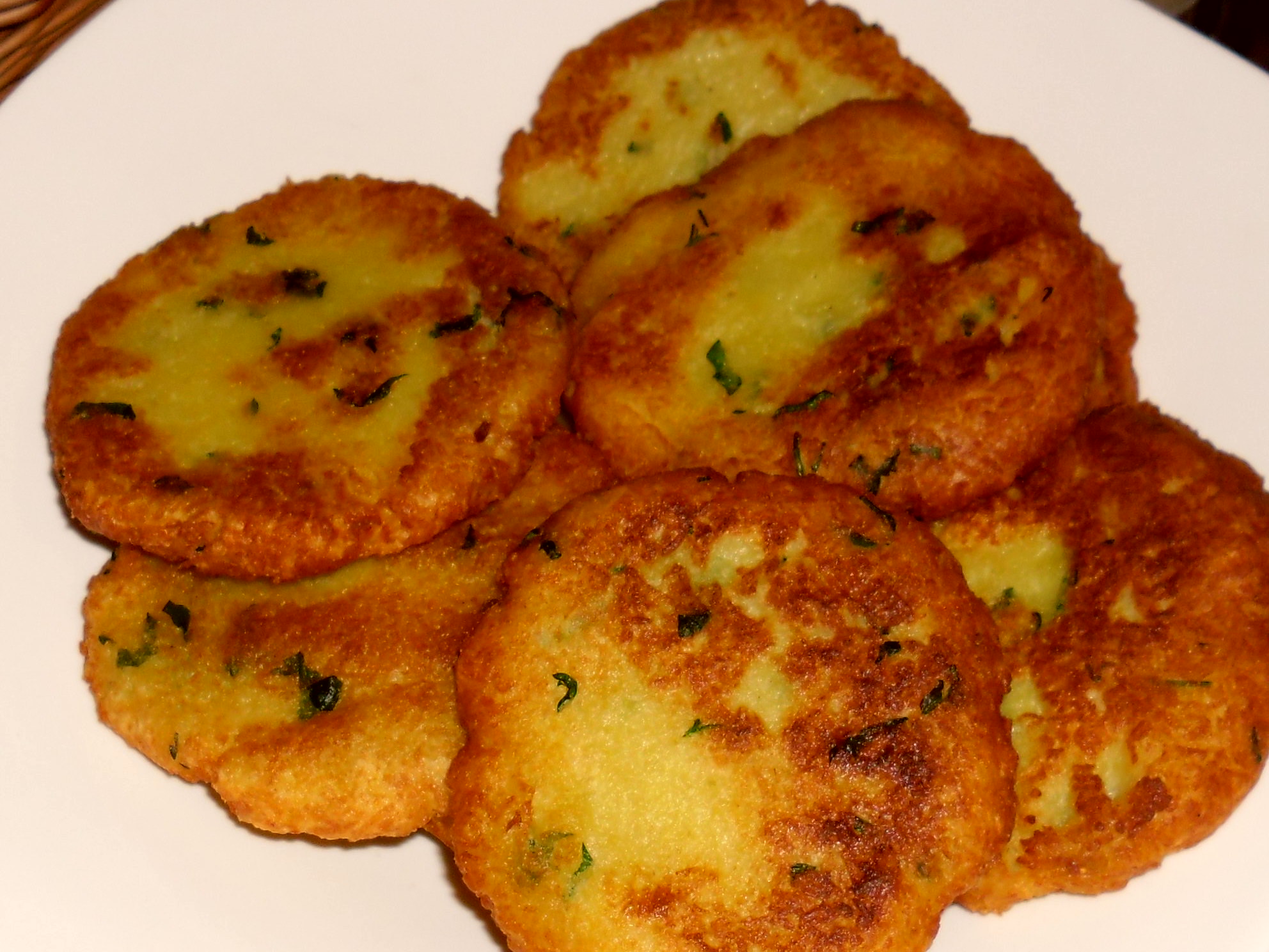 Recept: Bramborové placičky k omáčce | Tradičnírecepty.cz