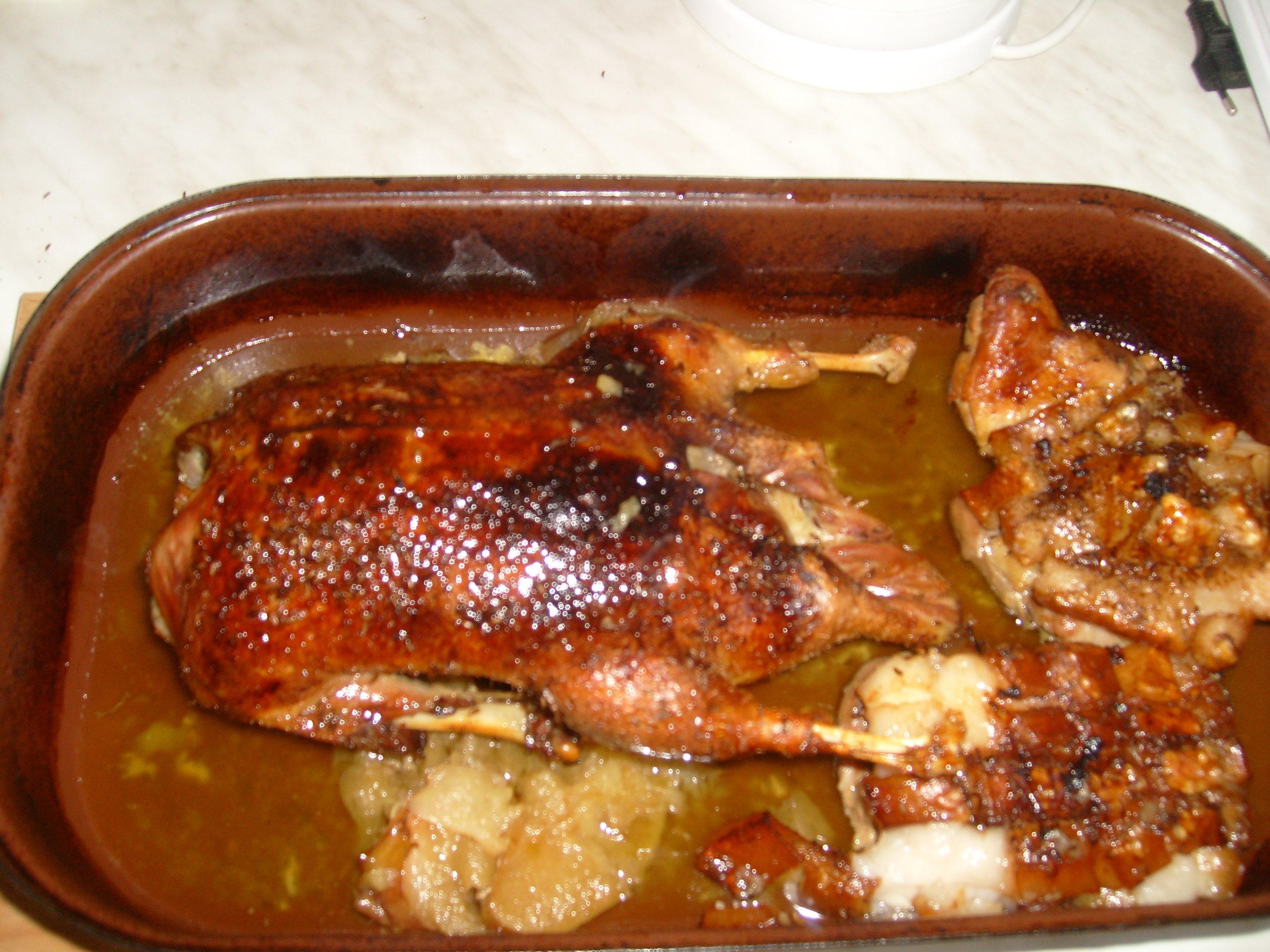 Recept: Pečená kachna z jablky | Tradičnírecepty.cz