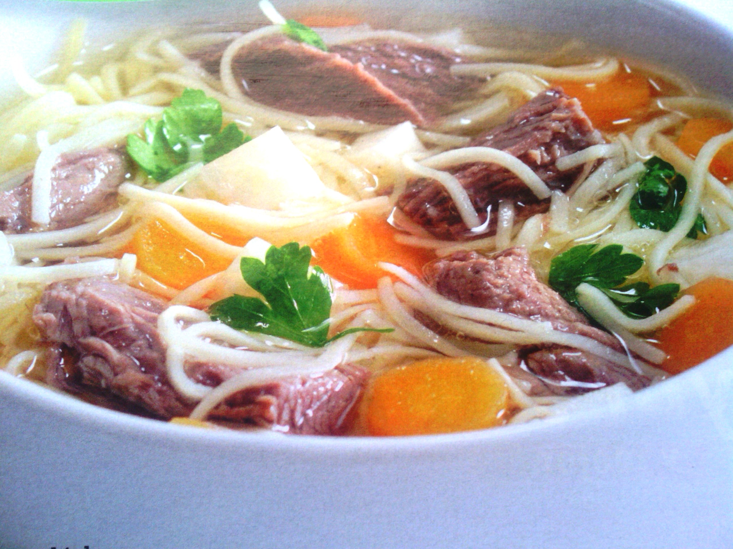 Recept: Domácí hovězí polévka | Tradičnírecepty.cz