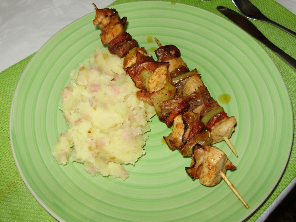 Recept: Masové špízy | Tradičnírecepty.cz