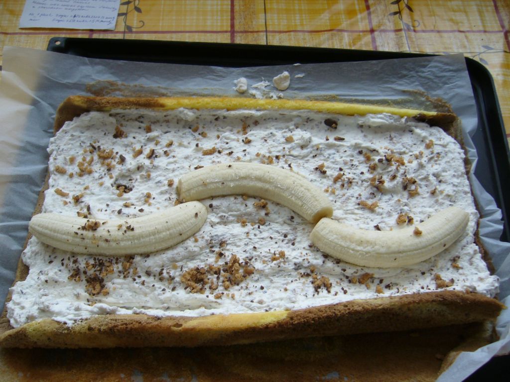 Recept: Banánová roláda s margotkou | Tradičnírecepty.cz