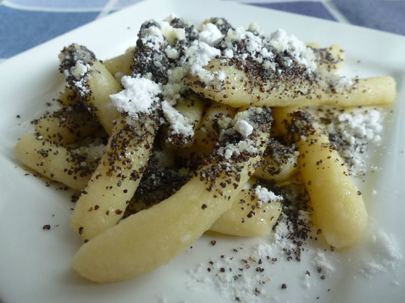 Recept: Zemiakové šúľance s makom | Tradičnírecepty.cz