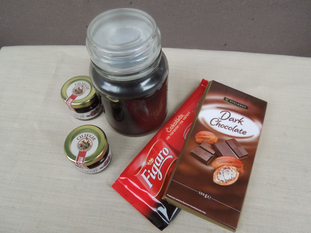 Recept: Višně v rumu | Tradičnírecepty.cz