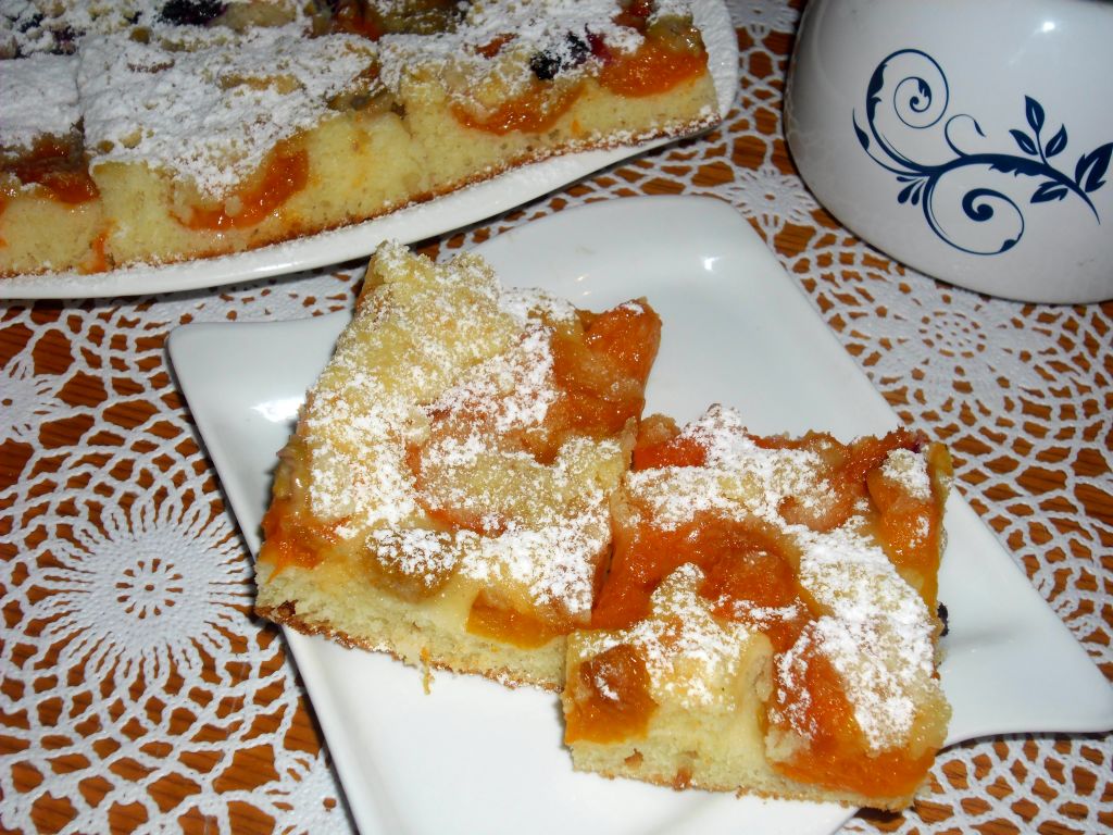 Recept: Ovocná buchta | Tradičnírecepty.cz