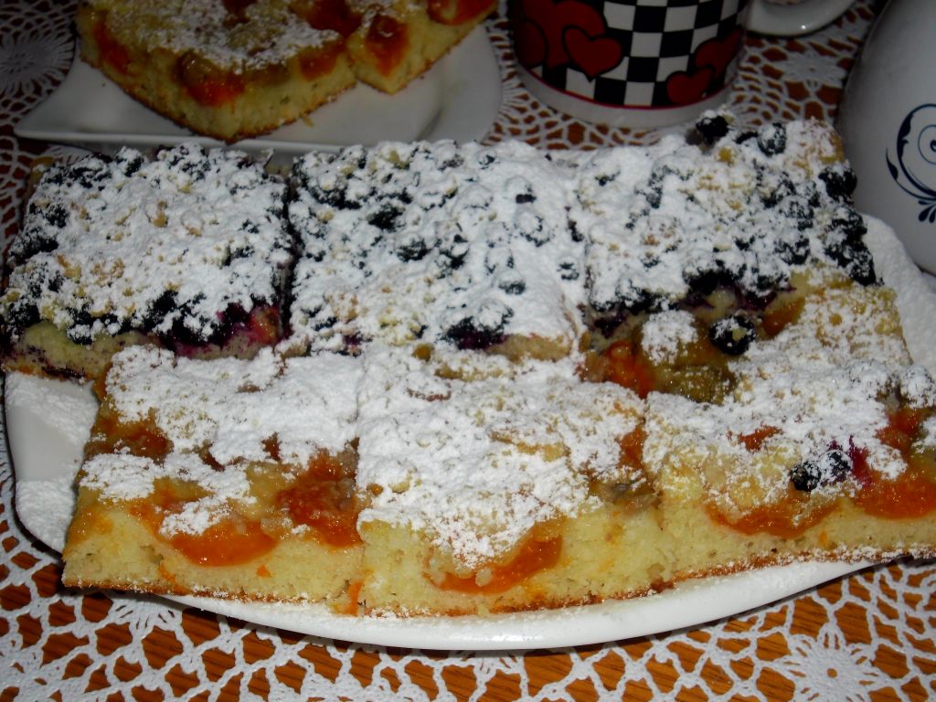 Recept: Ovocná buchta | Tradičnírecepty.cz