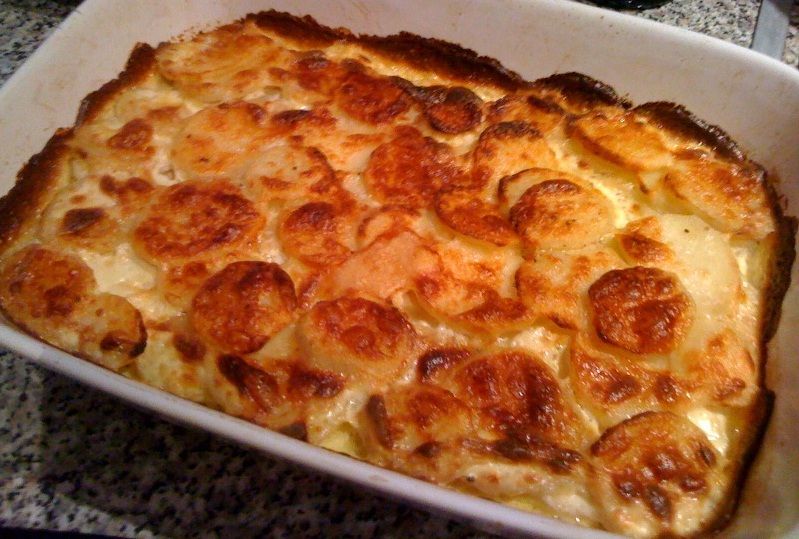 Recept: Gratinované smetanové brambory | Tradičnírecepty.cz