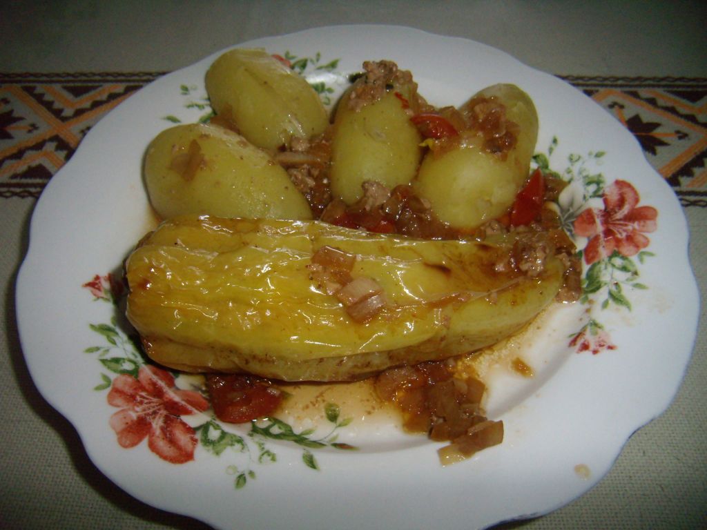 Recept: Paprikové lusky plněné | Tradičnírecepty.cz