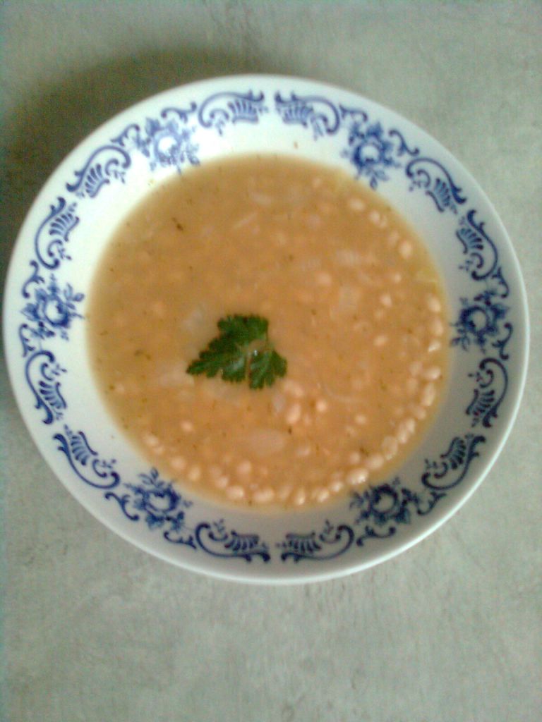 Recept: Polévka z bílé fazole s cibulí | Tradičnírecepty.cz